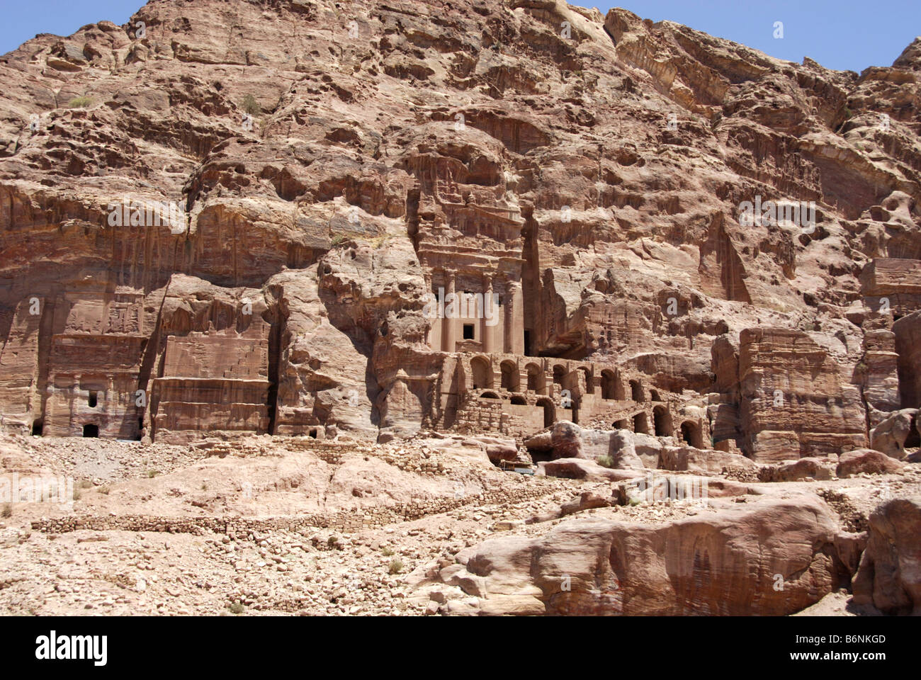 Carved buildings on side of cliff in Petra, Wadi Musa, Jordan Stock ...