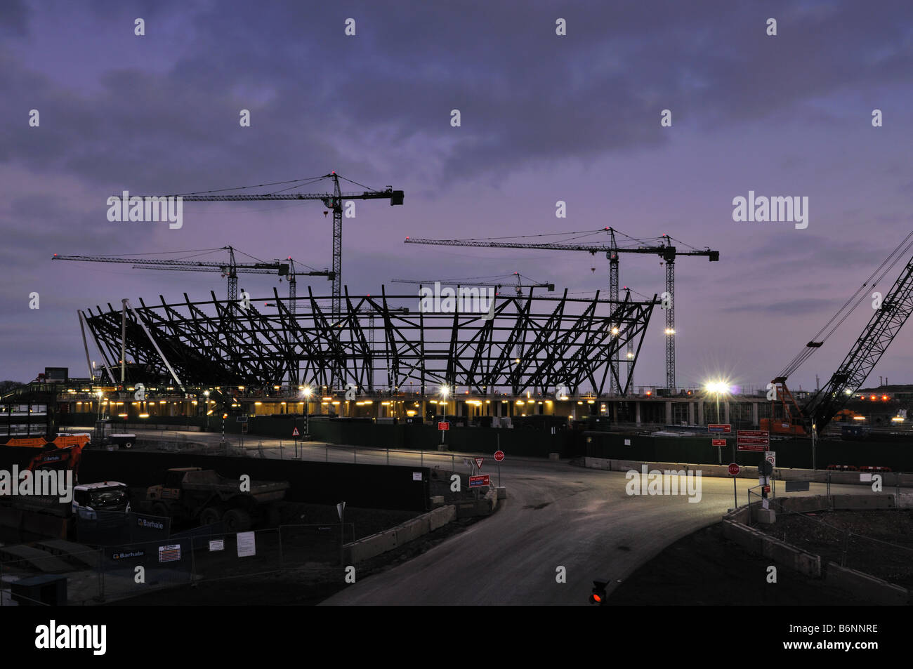 Construction of the Olympic Stadium for London 2012 Olympics Stock ...