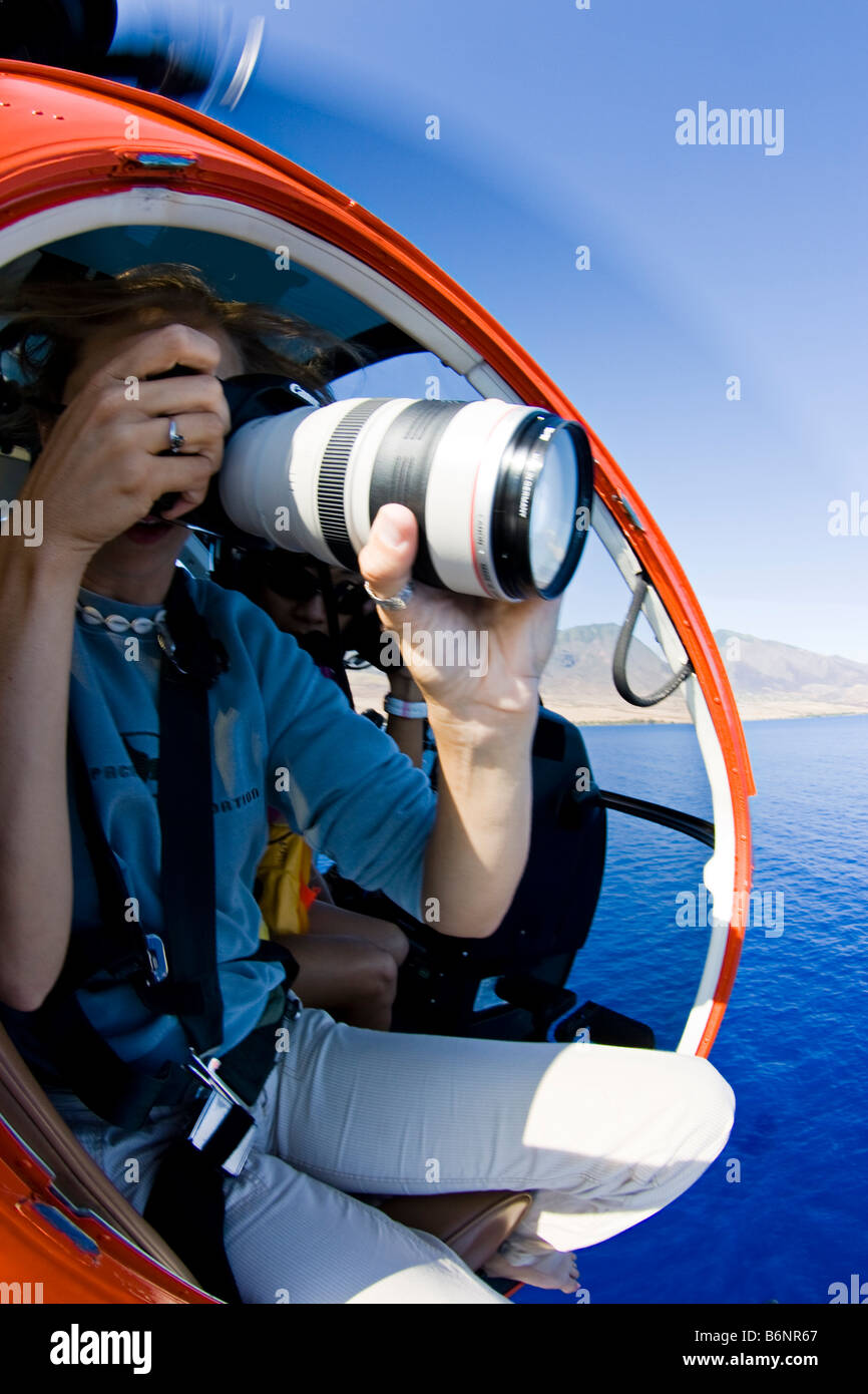 Hawaii helicopter doors off hi-res stock photography and images - Alamy