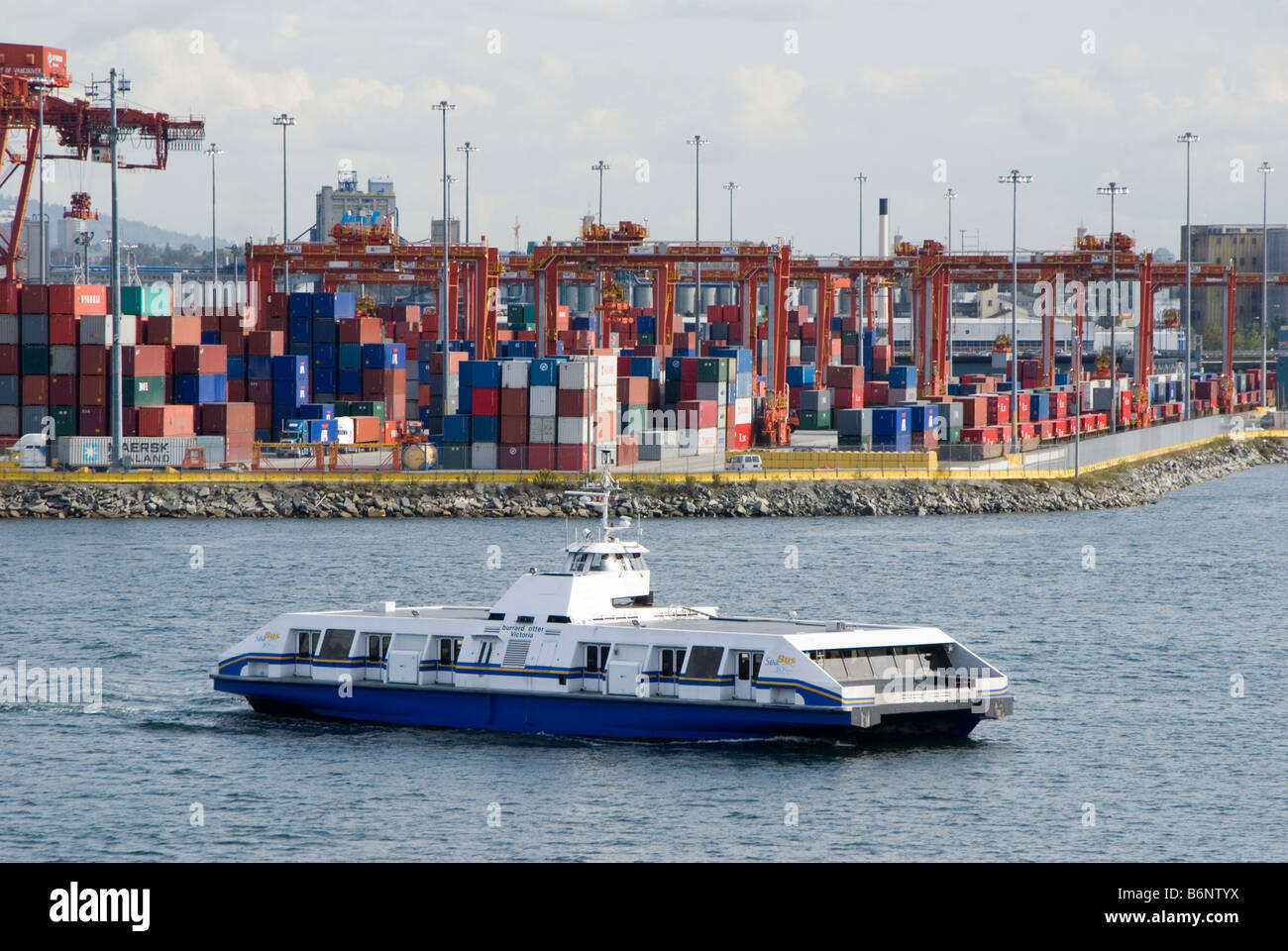 Seabus Stock Photos & Seabus Stock Images - Alamy
