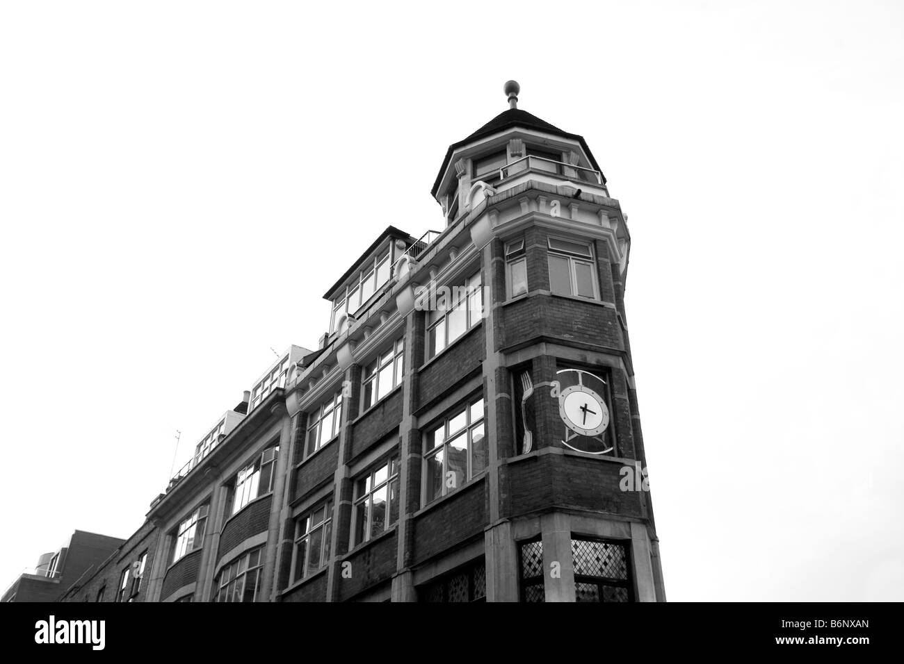 The ivy restaurant city Black and White Stock Photos & Images - Alamy