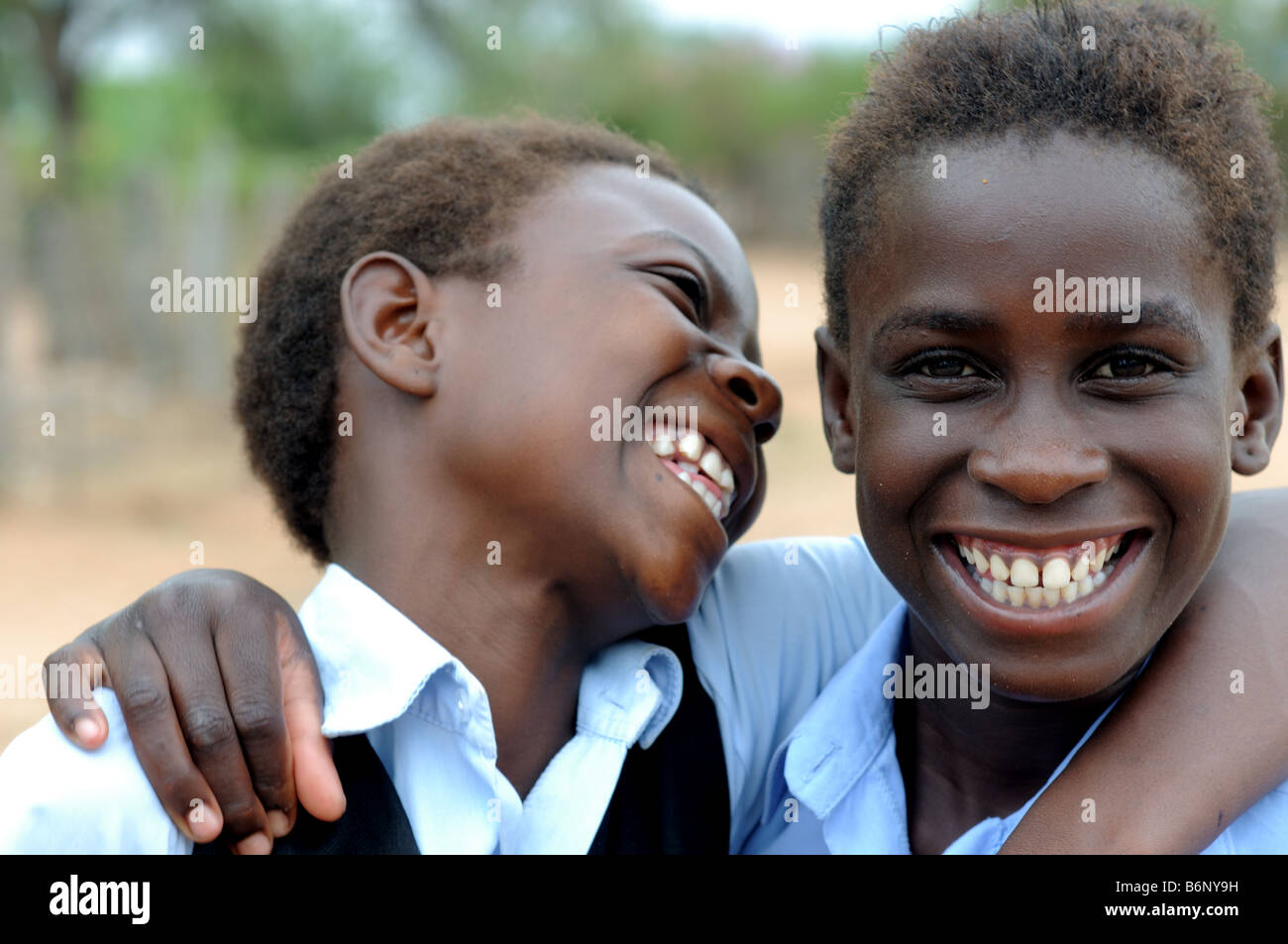 African village scene hi-res stock photography and images - Alamy