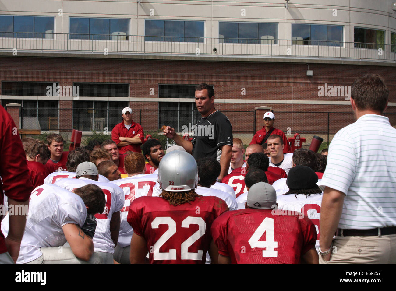 First year Washington State head football coach, Paul Wulff, addresses ...