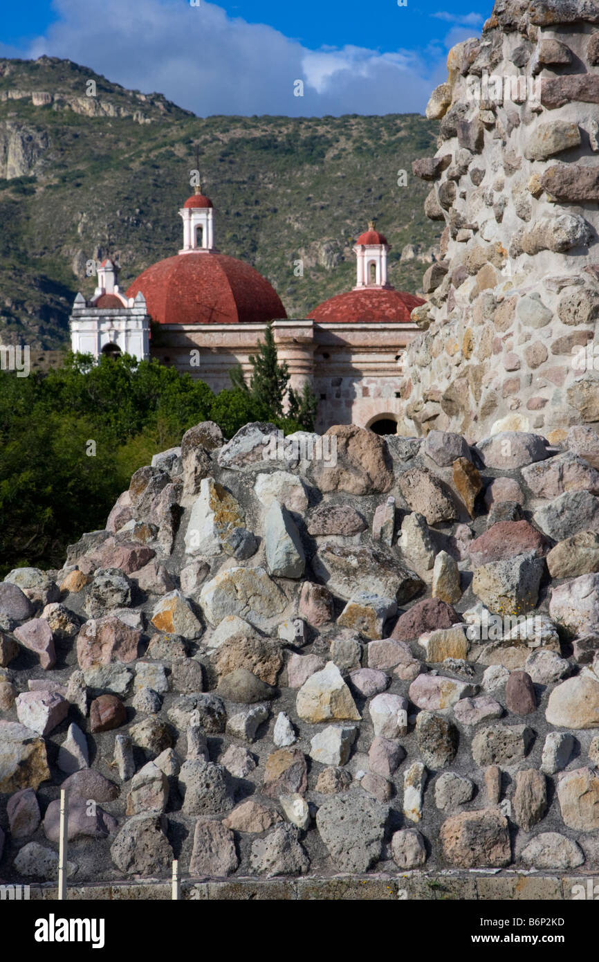 Mitla ruins hi-res stock photography and images - Alamy