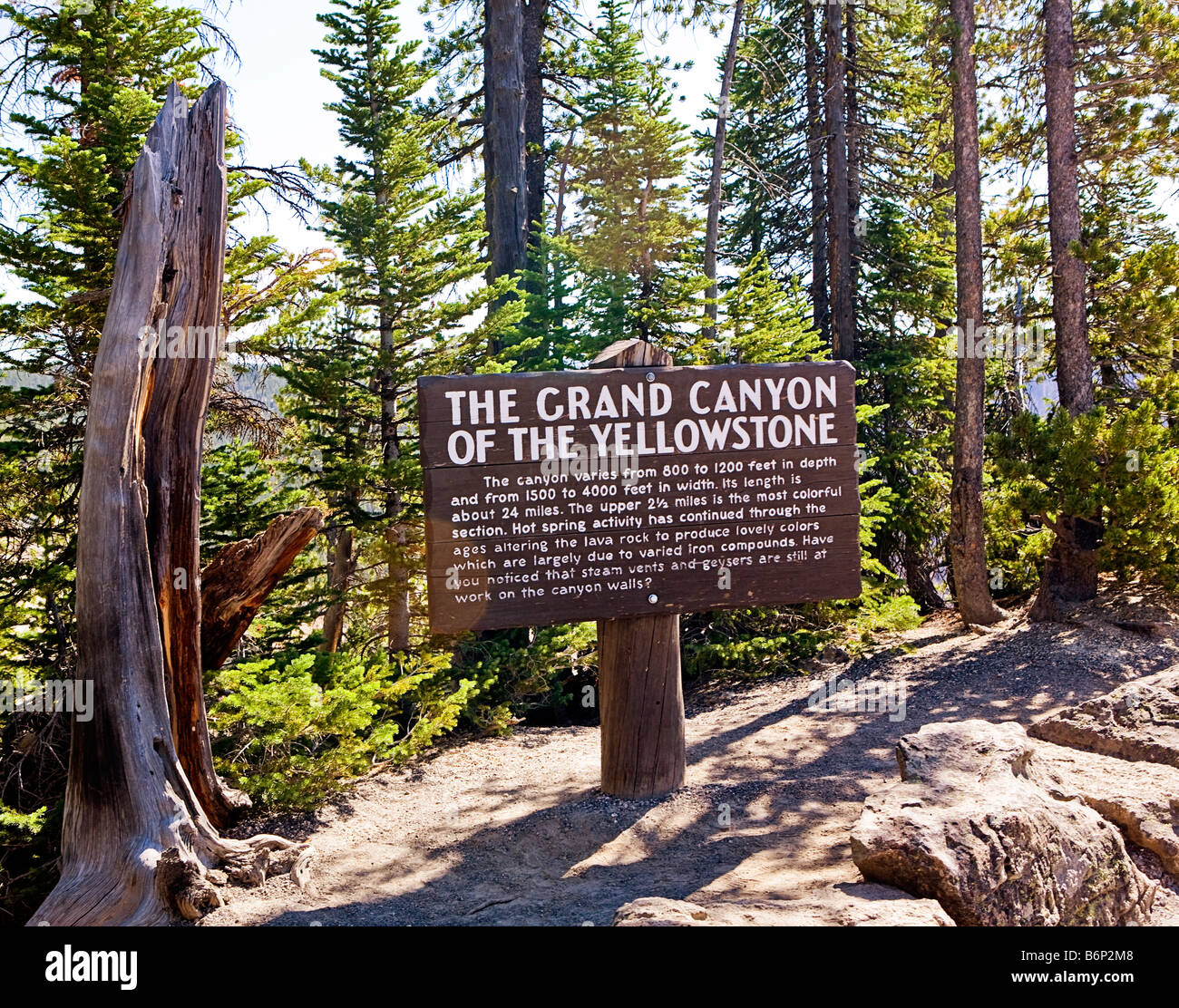 Welcome sign yellowstone hi-res stock photography and images - Alamy