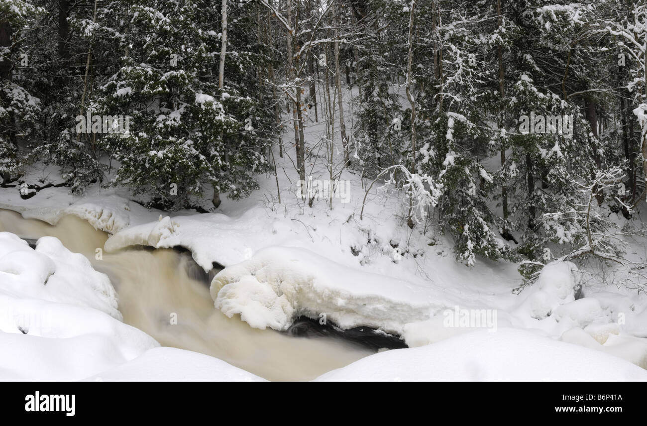 Northern ontario snow scene hi-res stock photography and images - Alamy