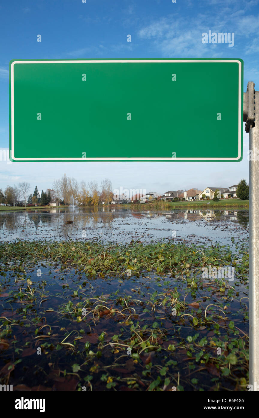 blank green traffic sign Stock Photo - Alamy