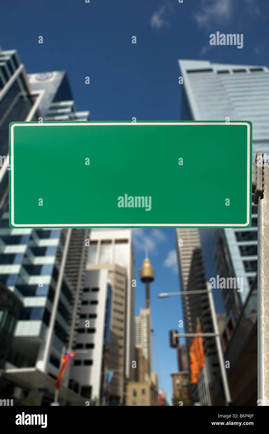 blank green traffic sign Stock Photo - Alamy