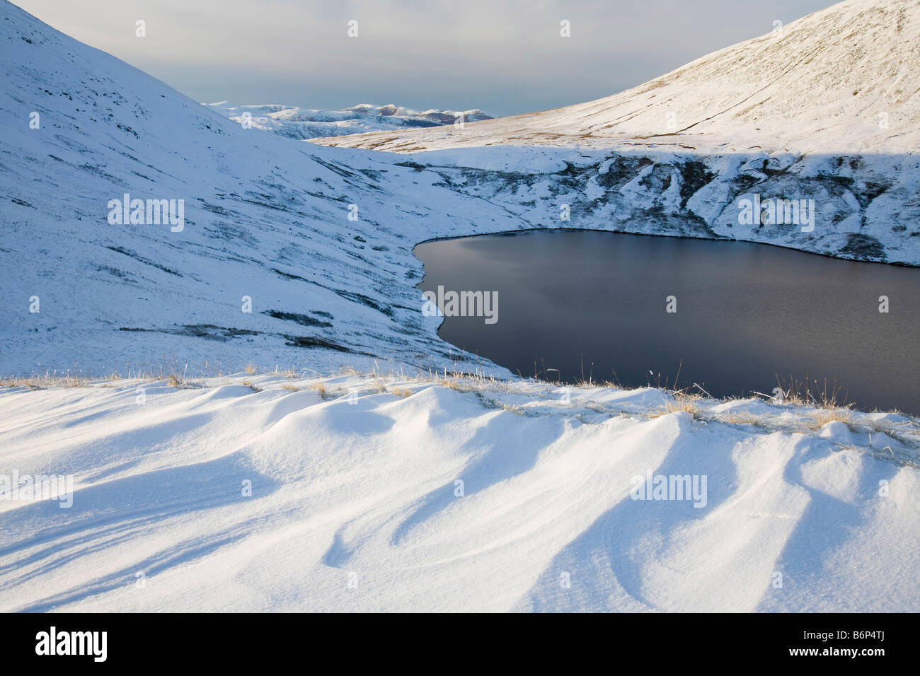Angle tarn lake district hi-res stock photography and images - Alamy