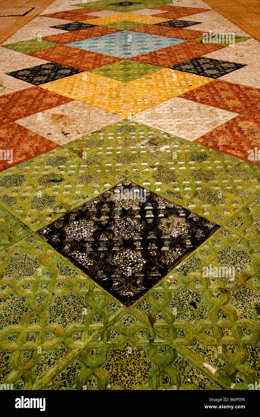 Oman, Muscat, Muttrah District. Sidewalk pattern, Muttrah Coriche Stock ...