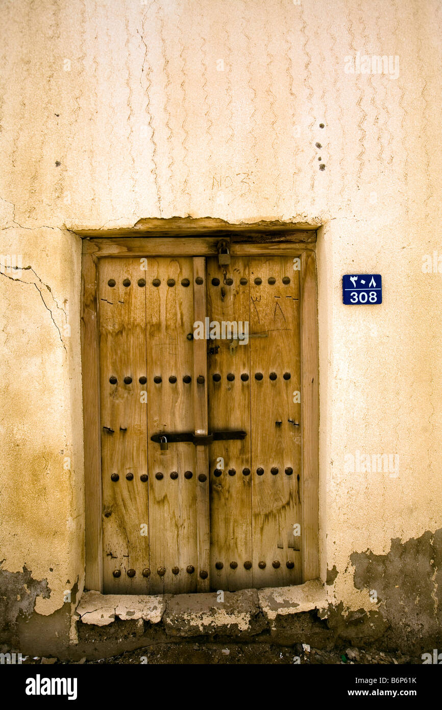 Oman, Muscat, Muttrah District. Doorway, traditional architecture Stock ...