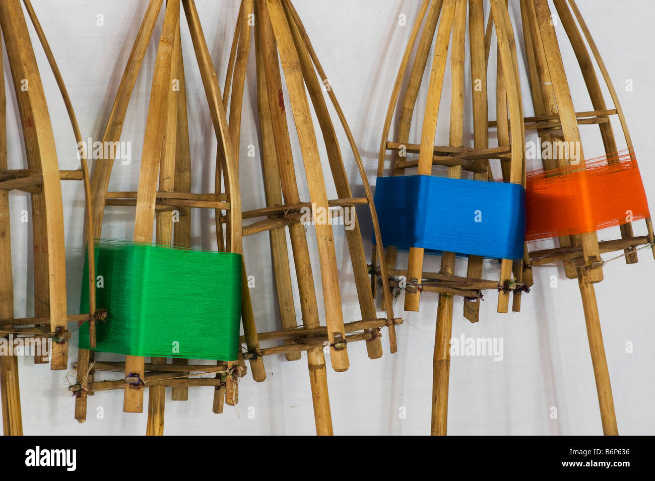 Bamboo handicraft india hi-res stock photography and images - Alamy