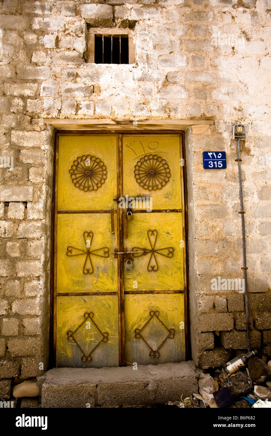 Oman, Muscat, Muttrah District. Doorway, traditional architecture Stock ...