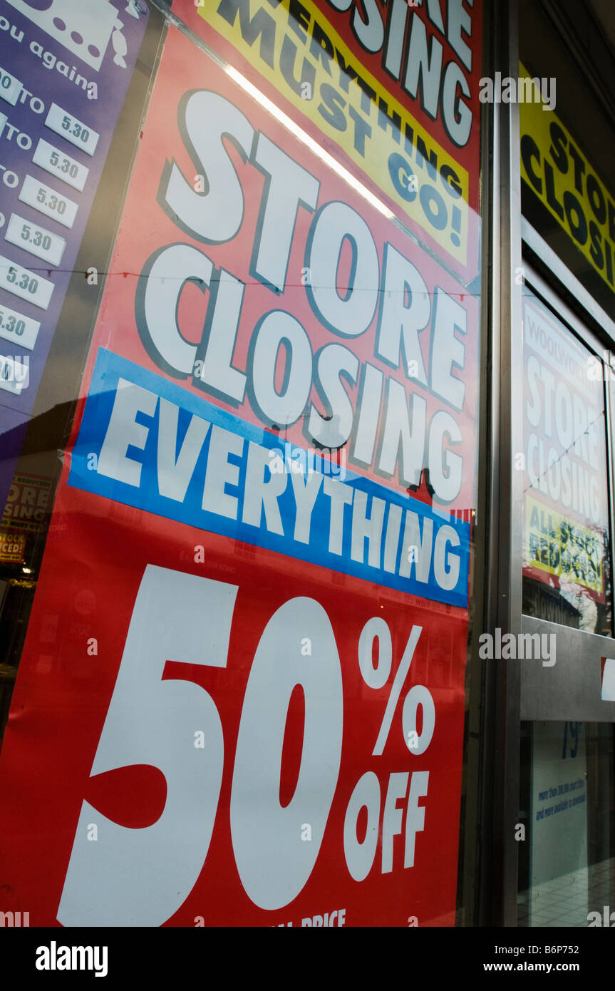 UNITED KINGDOM, ENGLAND, 28th December 2008. 'Store Closing' posters ...