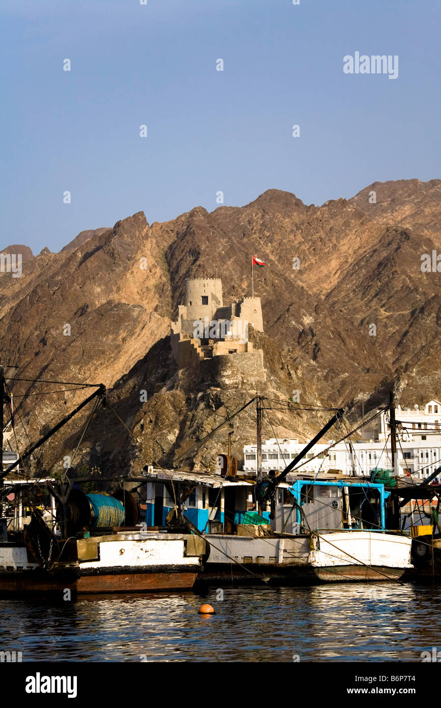 Oman, Muscat, Muttrah District. Fishing boats, Muttrah harbour Stock ...