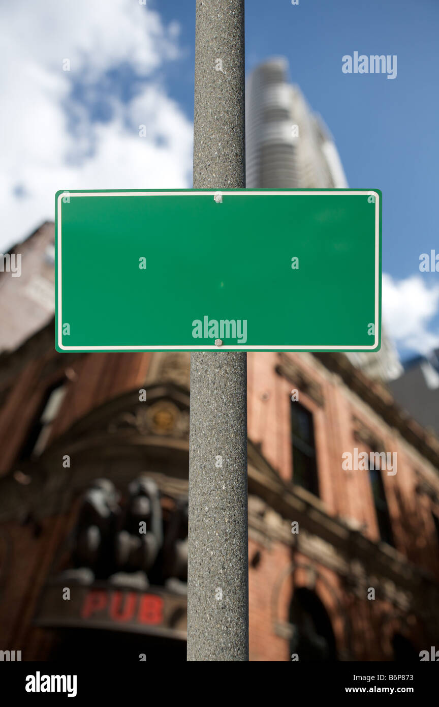 blank green traffic sign Stock Photo - Alamy
