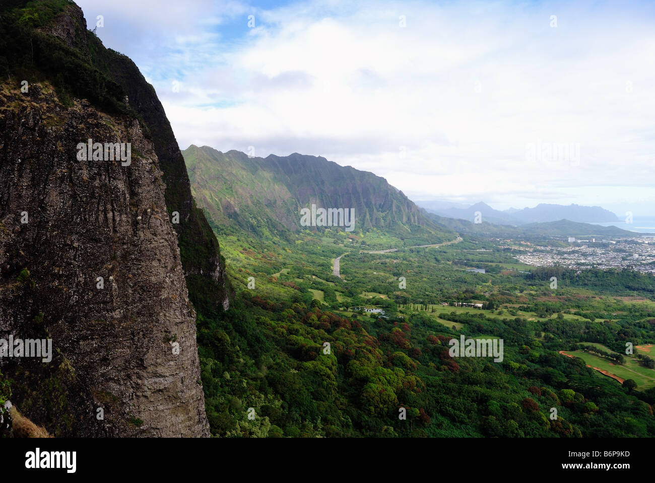 View from Pali Overlook Oahu Stock Photo - Alamy