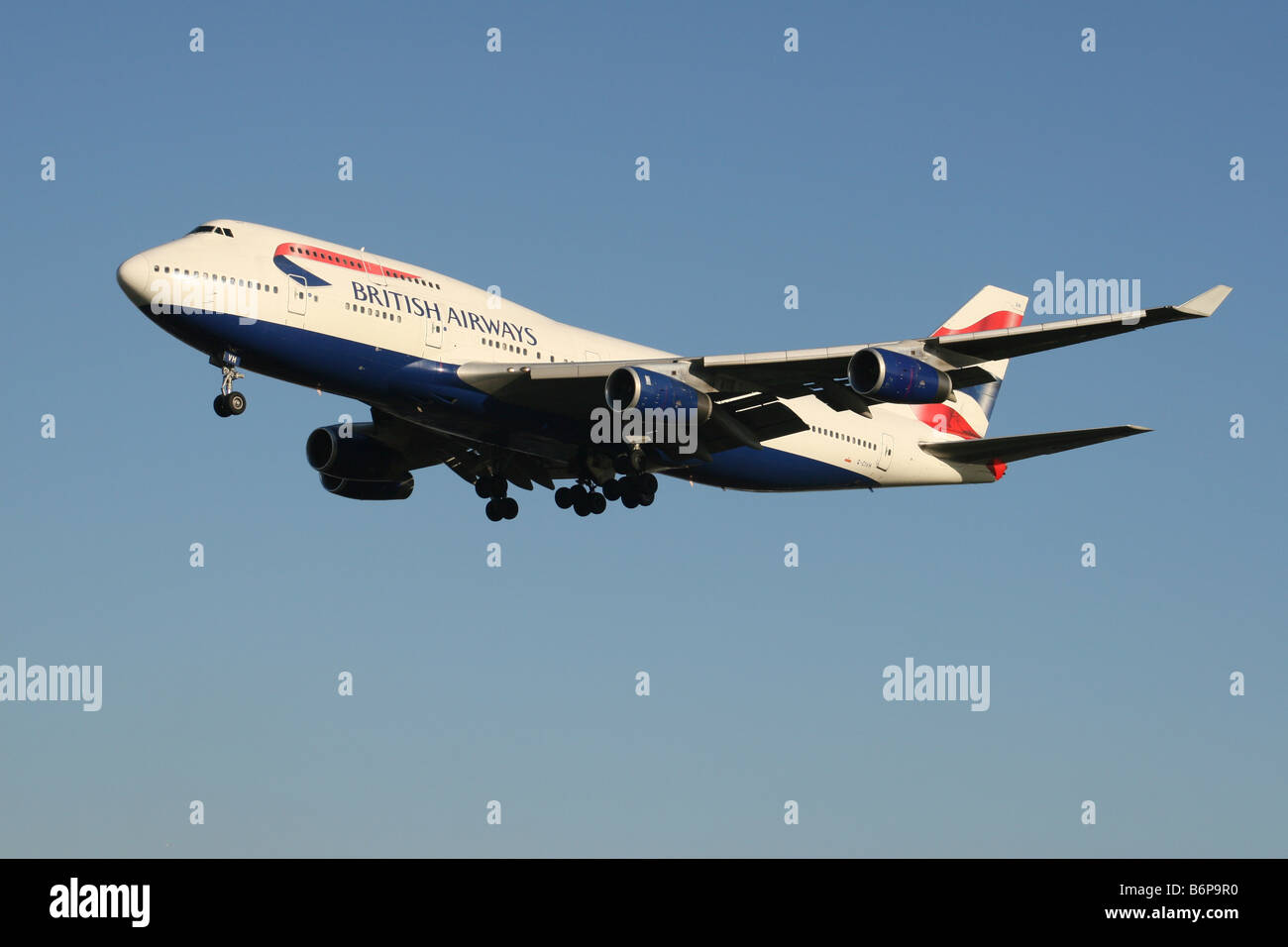 Jumbo jet british airways hi-res stock photography and images - Alamy