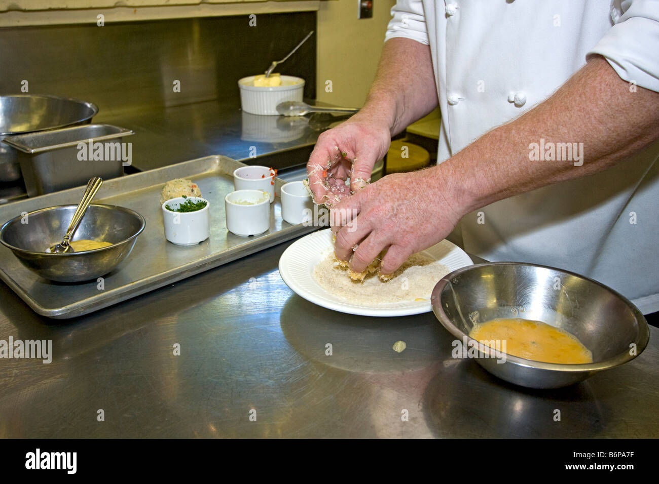 Chef marcel kauer demonstrates cook hi-res stock photography and images ...