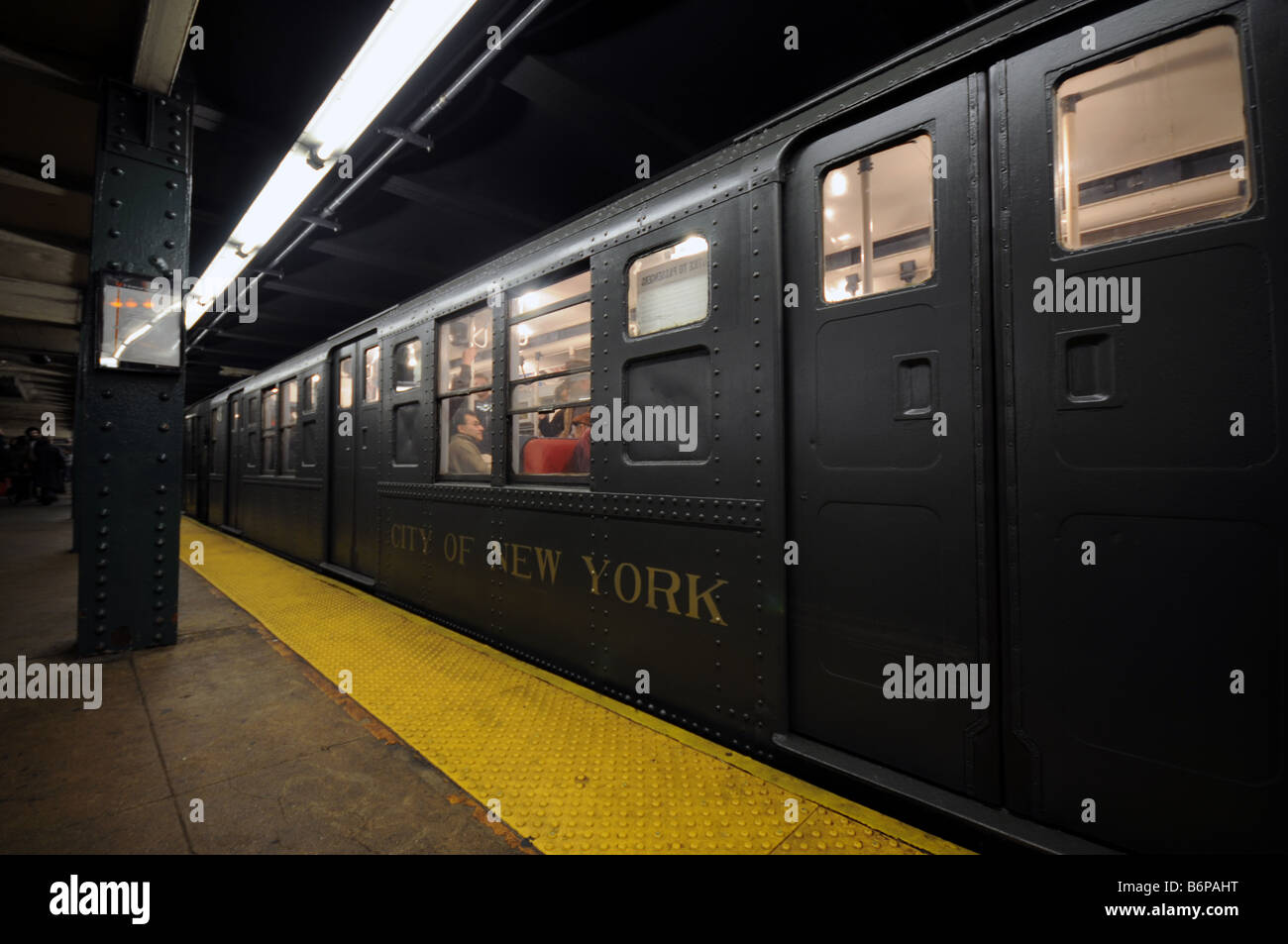 Vintage train hi-res stock photography and images - Alamy