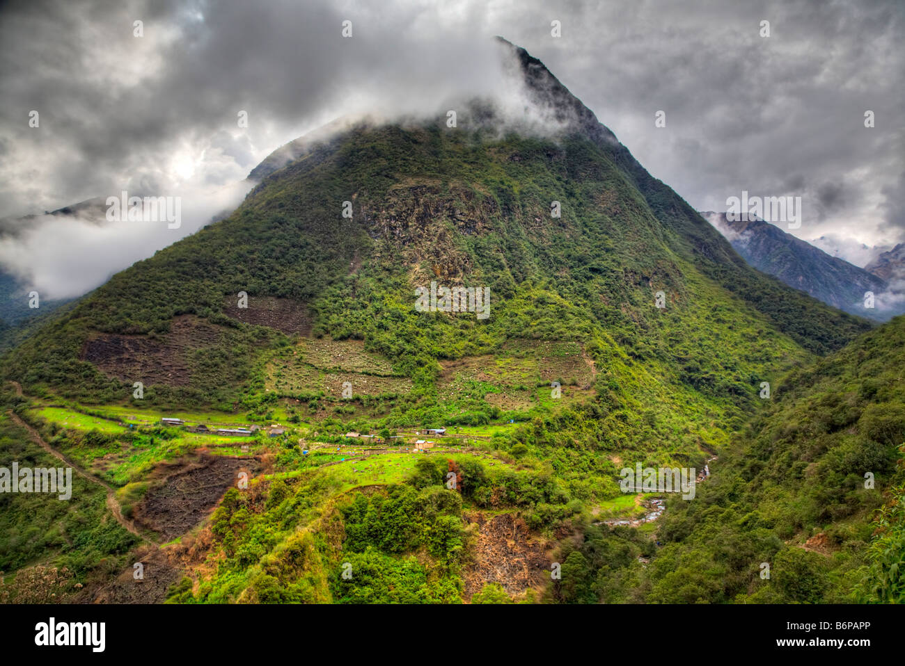Mountain of peru hi-res stock photography and images - Alamy