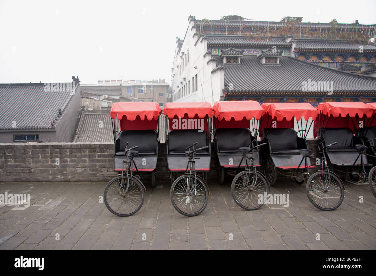 Xi'an city wall bicycle china hi-res stock photography and images - Alamy