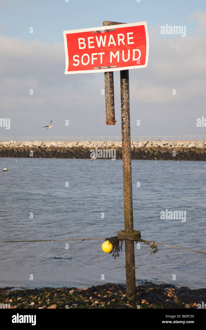 Soft Mud Warning sign on the seafront at Herne Bay Stock Photo - Alamy