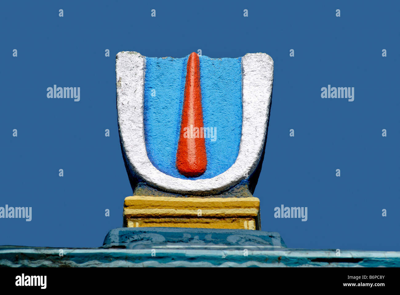 VAISHNAVITE SYMBOL IN KUMBAKONAM TAMILNADU Stock Photo - Alamy