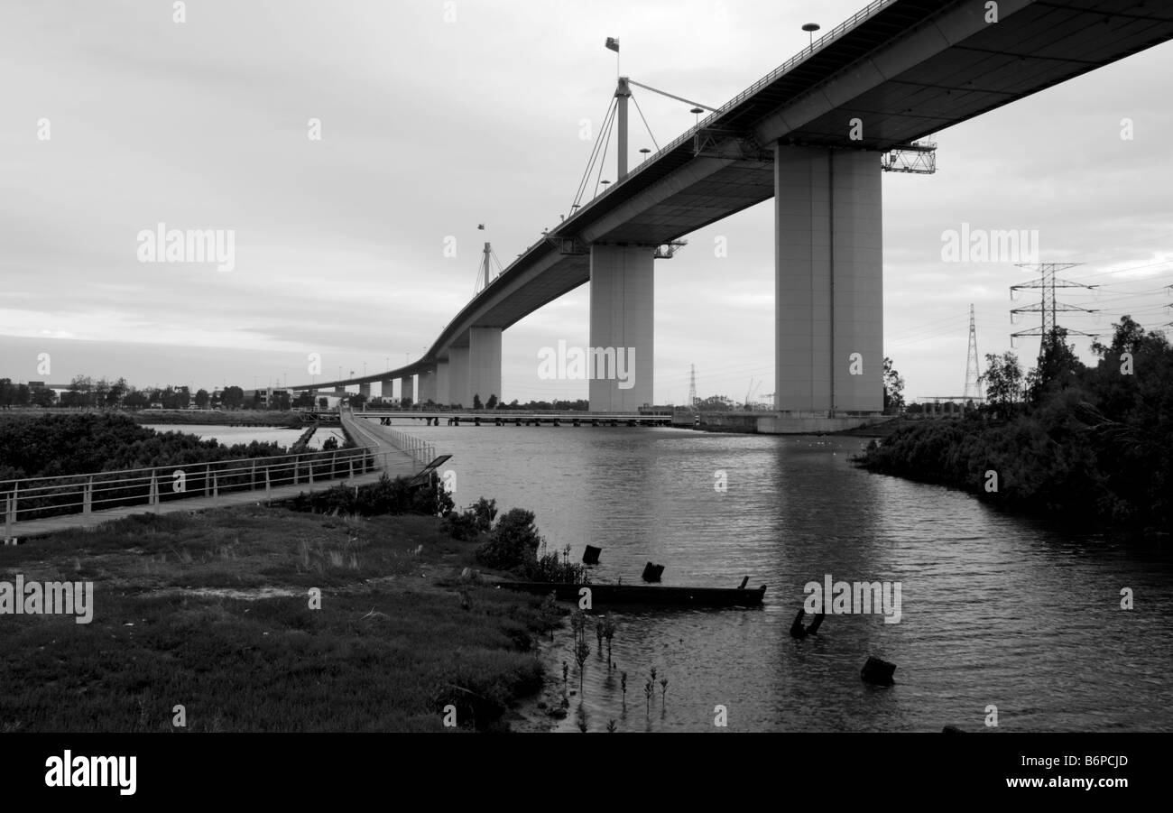 Westgate bridge in Melbourne, Australia Stock Photo - Alamy