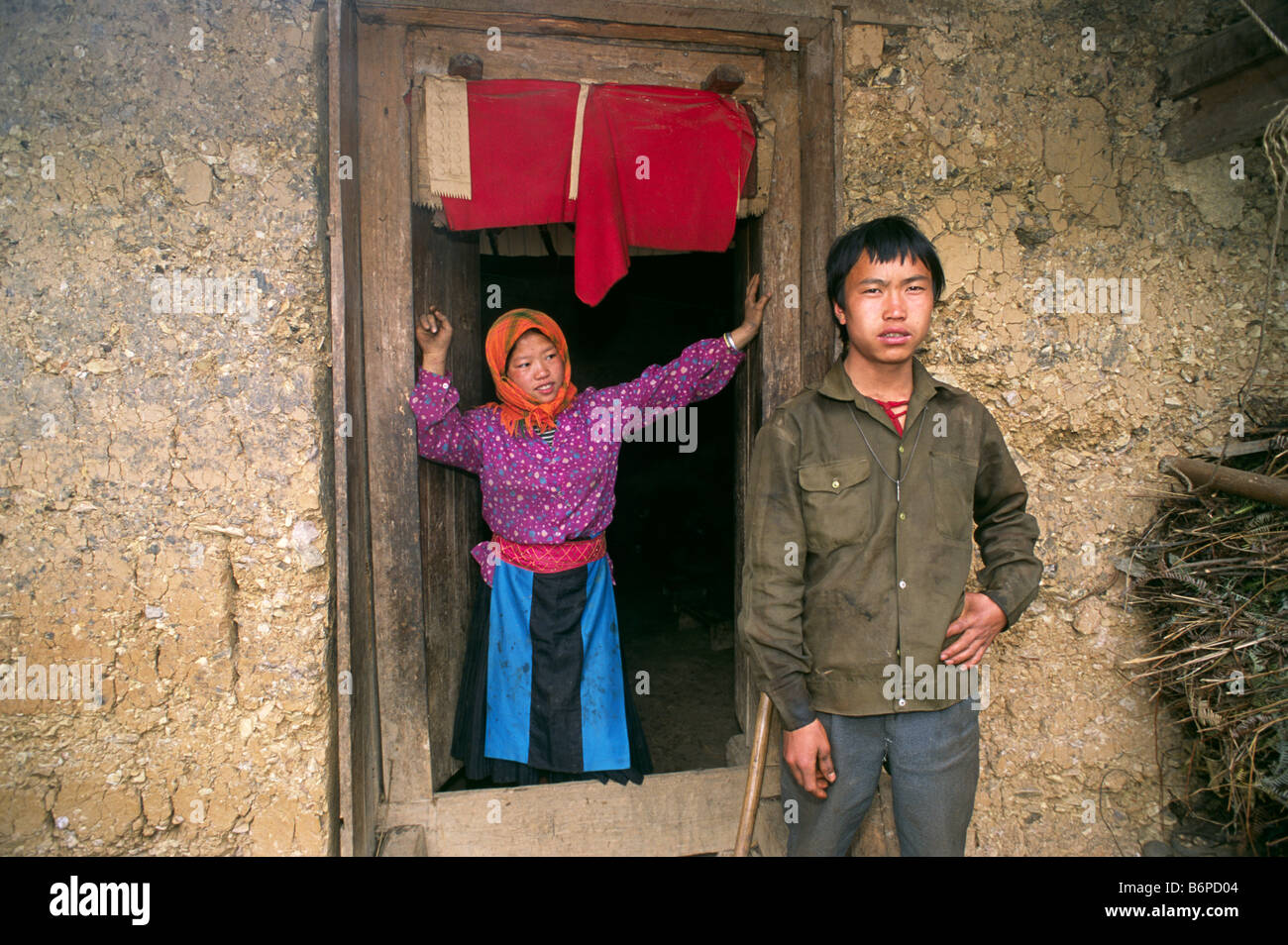 Ethnic dong men hi-res stock photography and images - Alamy