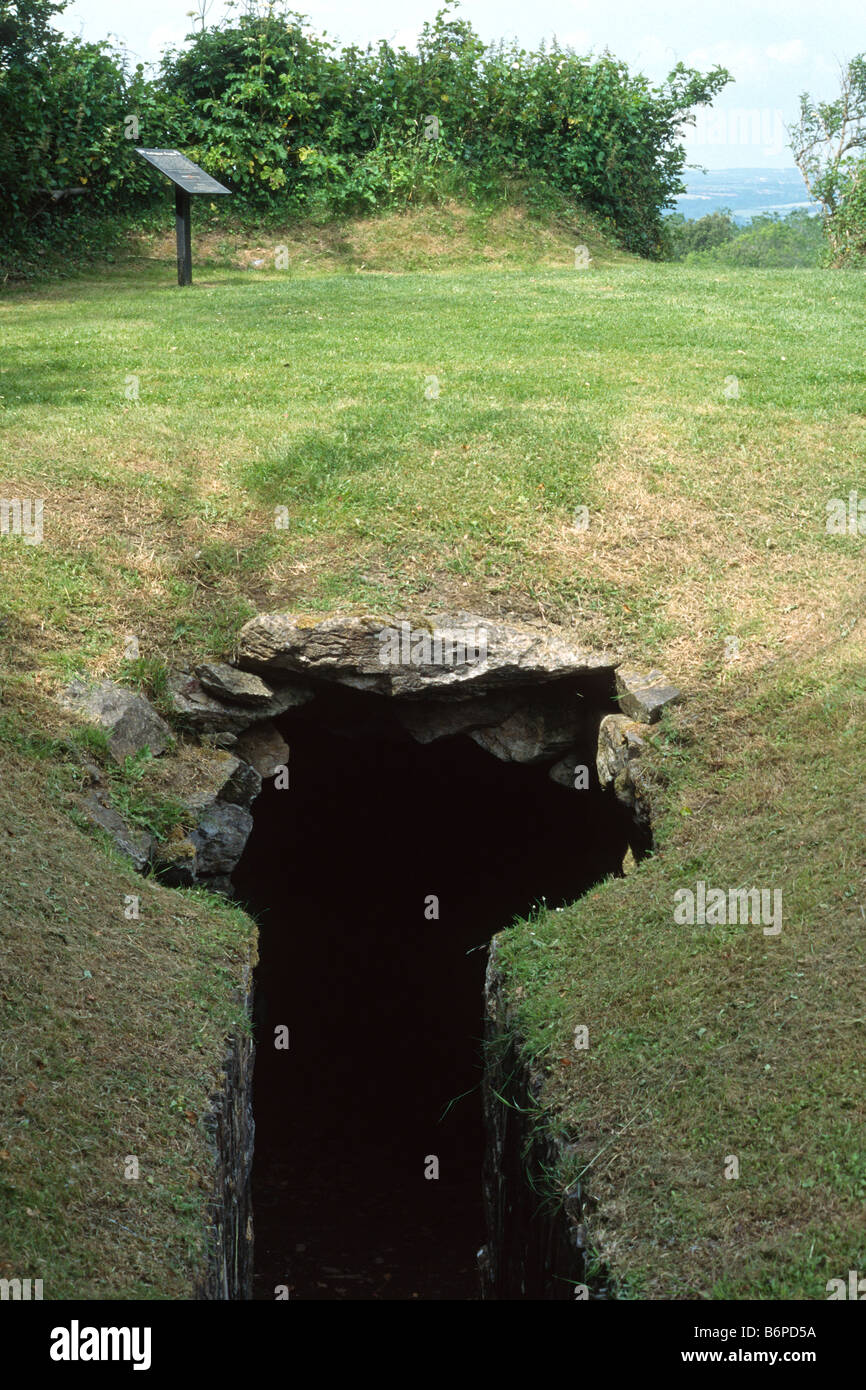 Fogou entrance hi-res stock photography and images - Alamy