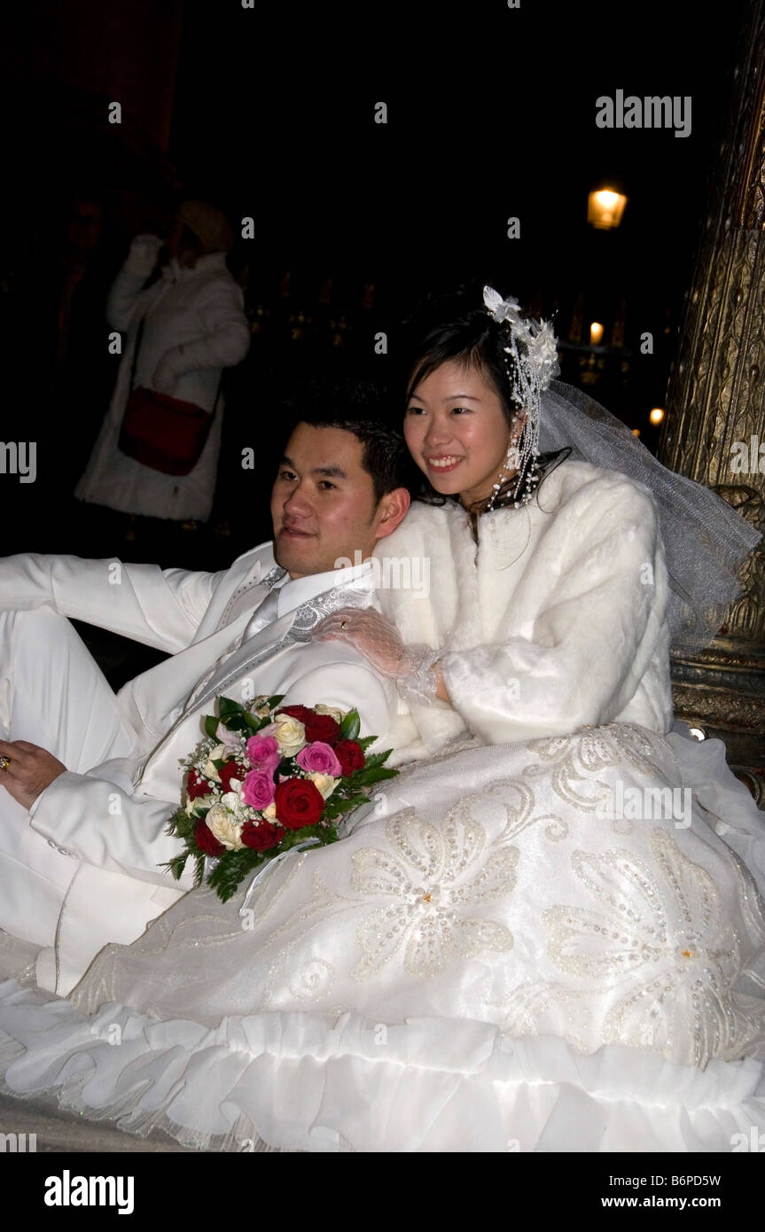 Chinese wedding paris hi-res stock photography and images - Alamy