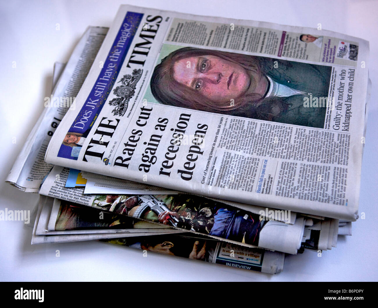 British newspapers pile hi-res stock photography and images - Alamy