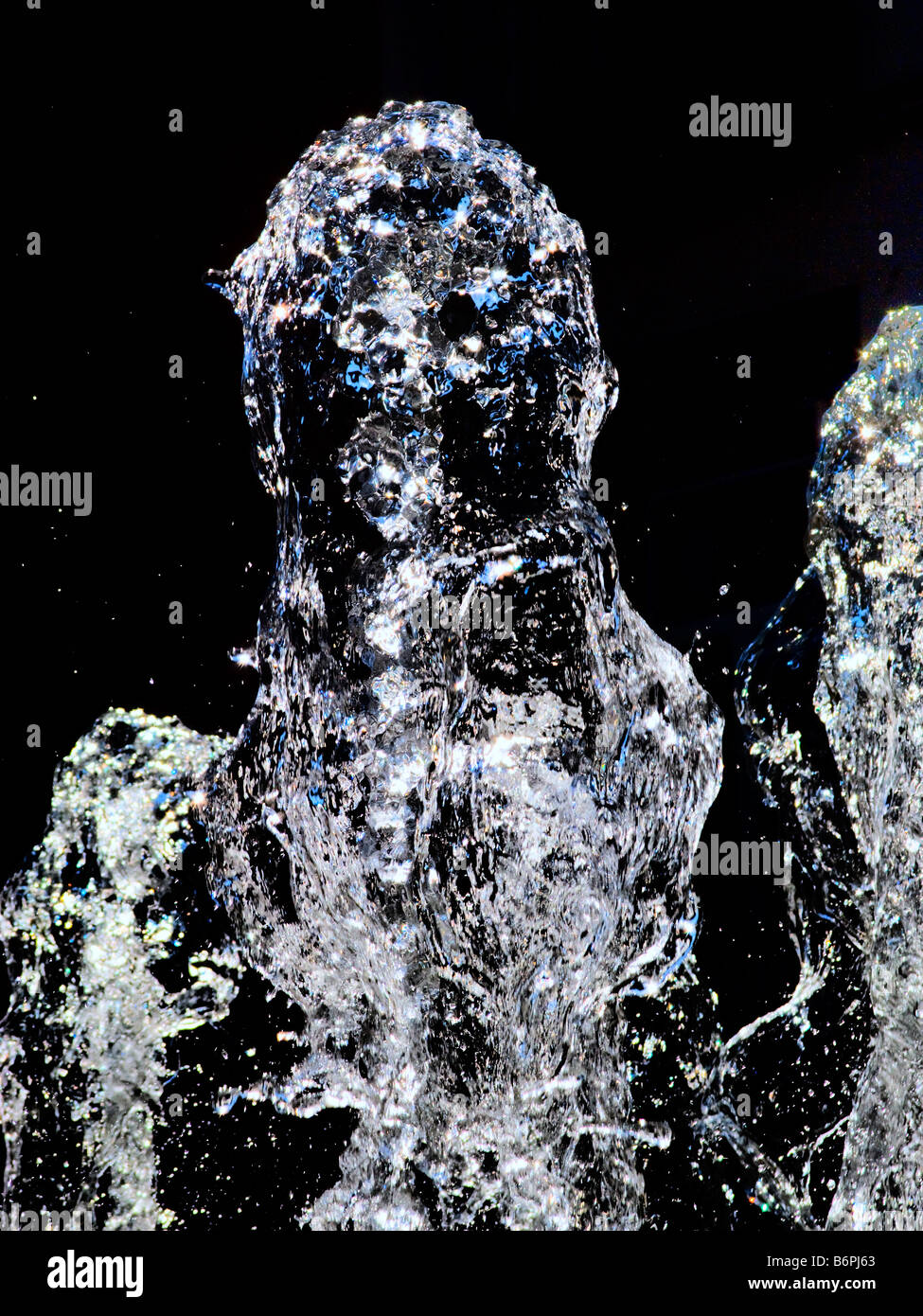 Granada water fountain hi-res stock photography and images - Alamy