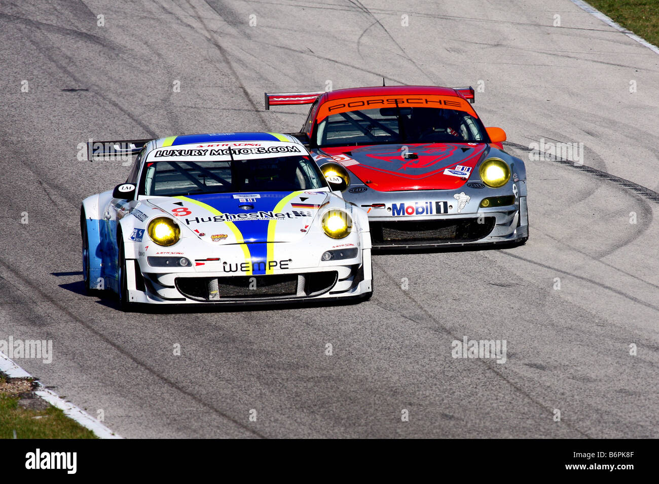 Flying lizard motorsports hi-res stock photography and images - Alamy