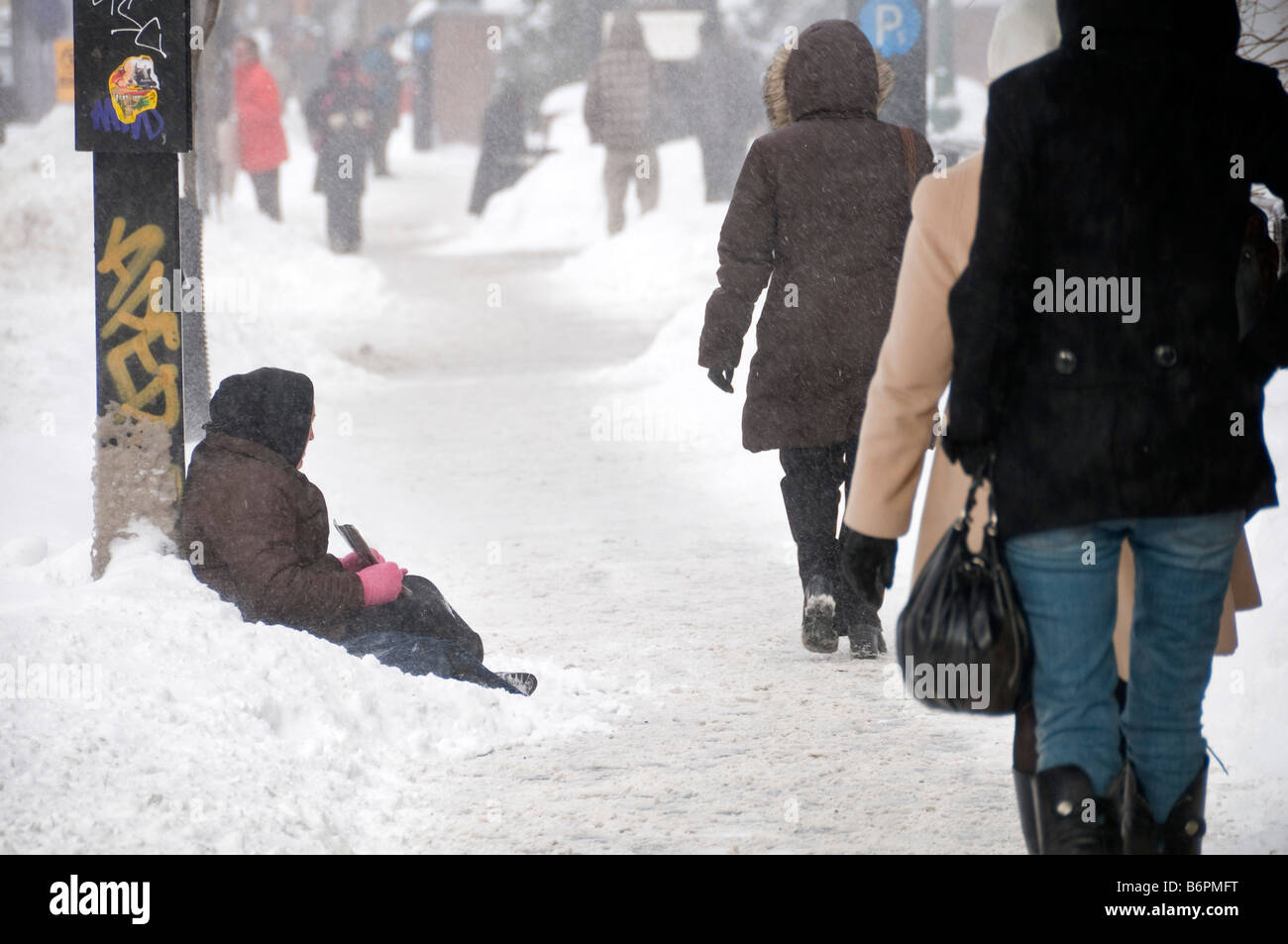 Homelessness canada hi-res stock photography and images - Alamy