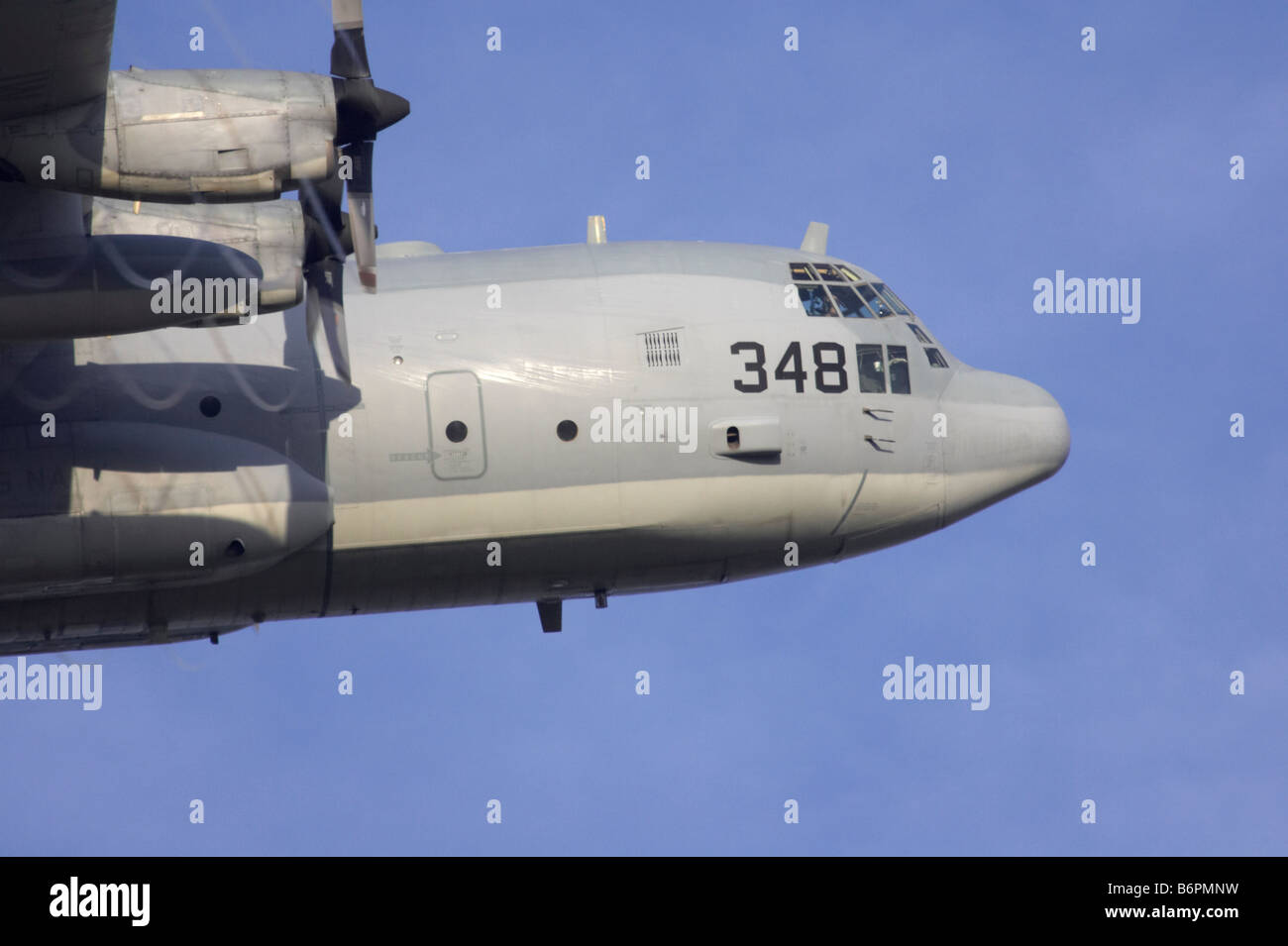 Military Lockheed C 130 Hercules Landing Stock Photos & Military ...