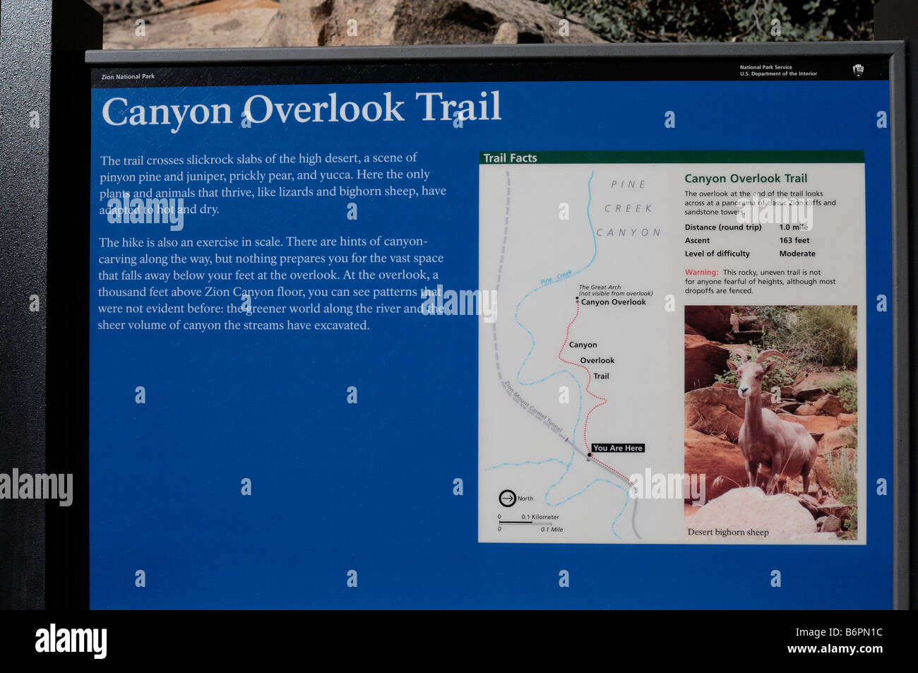 Information sign for the Canyon Overlook Trail in Zion National Park ...