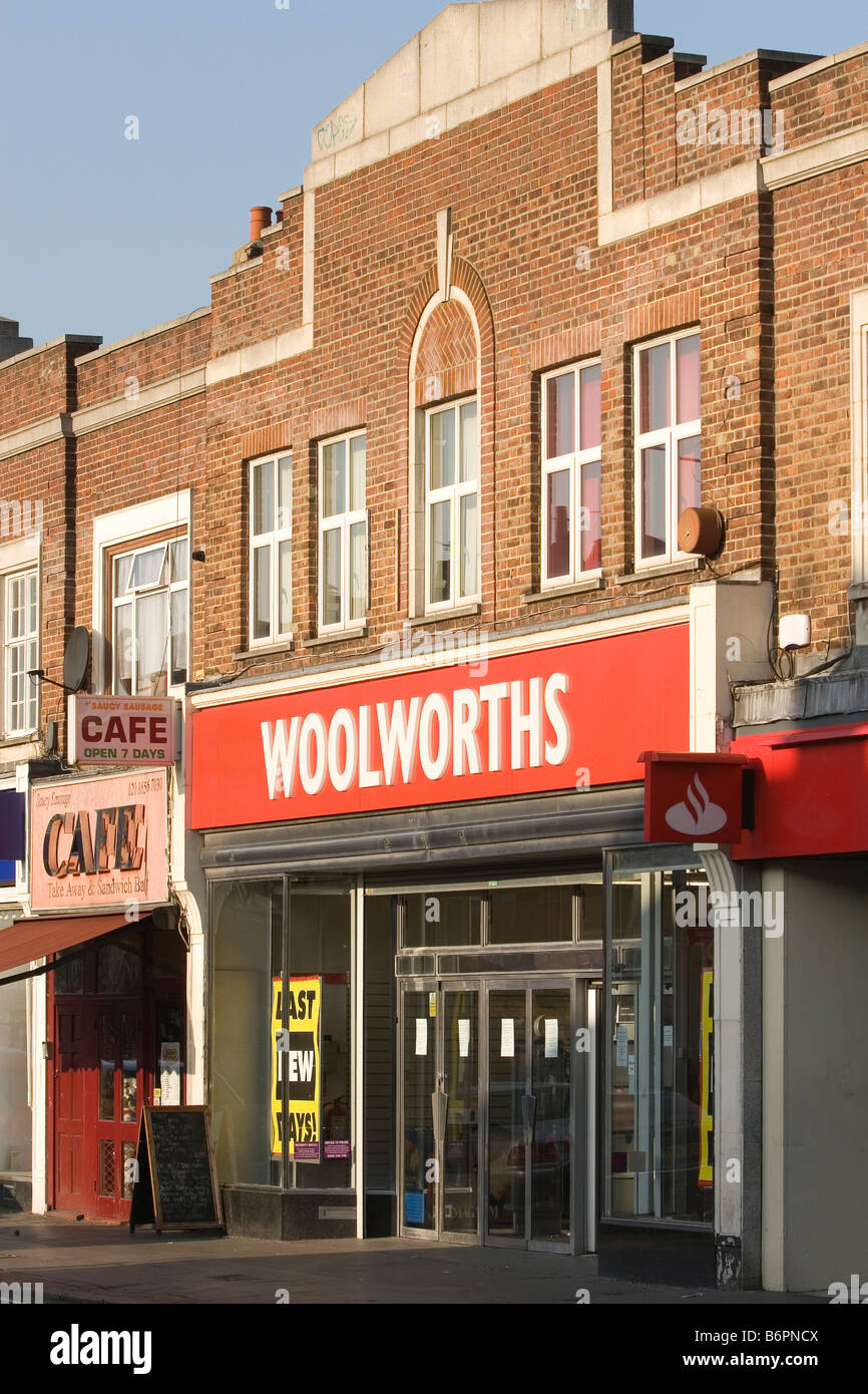 Woolworths Logo Stock Photos & Woolworths Logo Stock Images - Alamy
