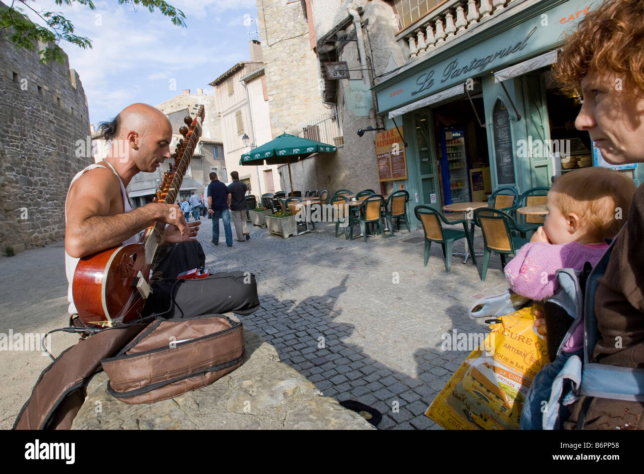 Medieval musician france hi-res stock photography and images - Alamy