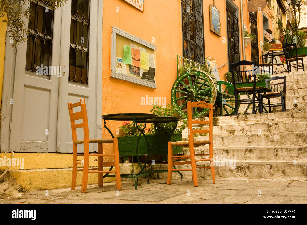 Athens alley and stairs Athens, Greece cafes Stock Photo - Alamy