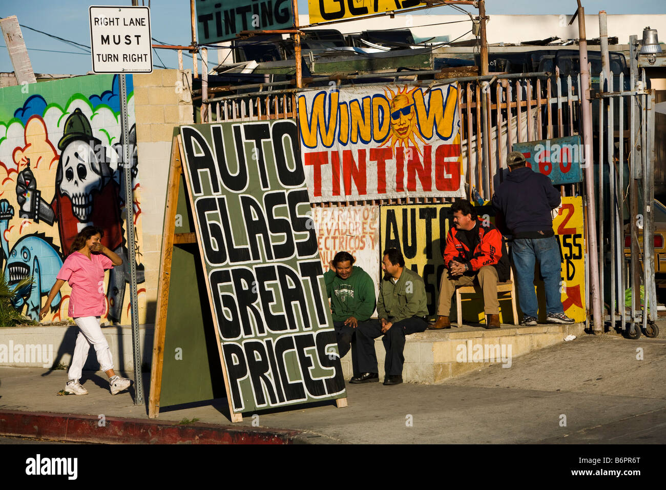 Signage for Auto Glass repair shop near Cesar Chavez Bridge Los Angeles ...