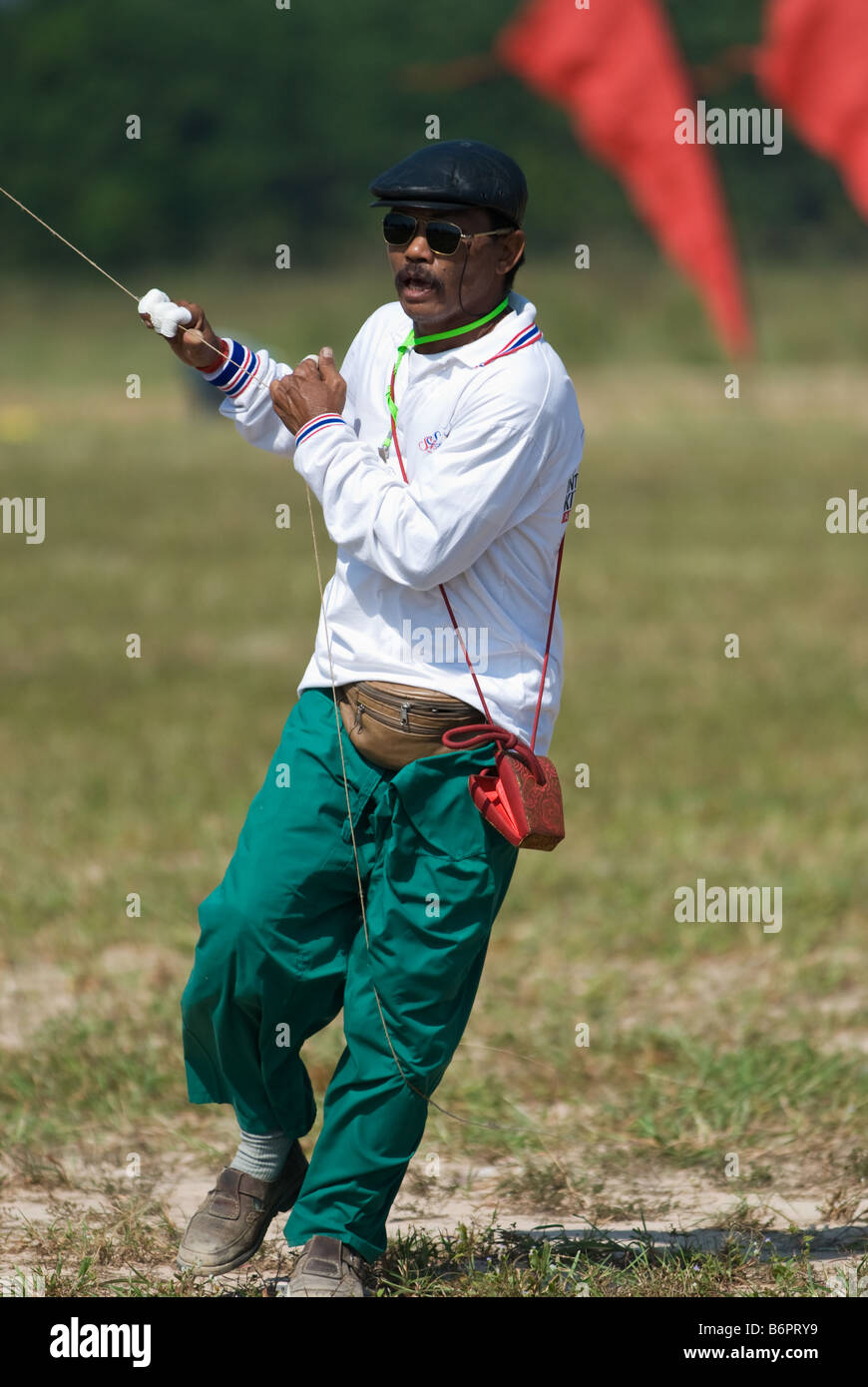 Thai team hi-res stock photography and images - Alamy