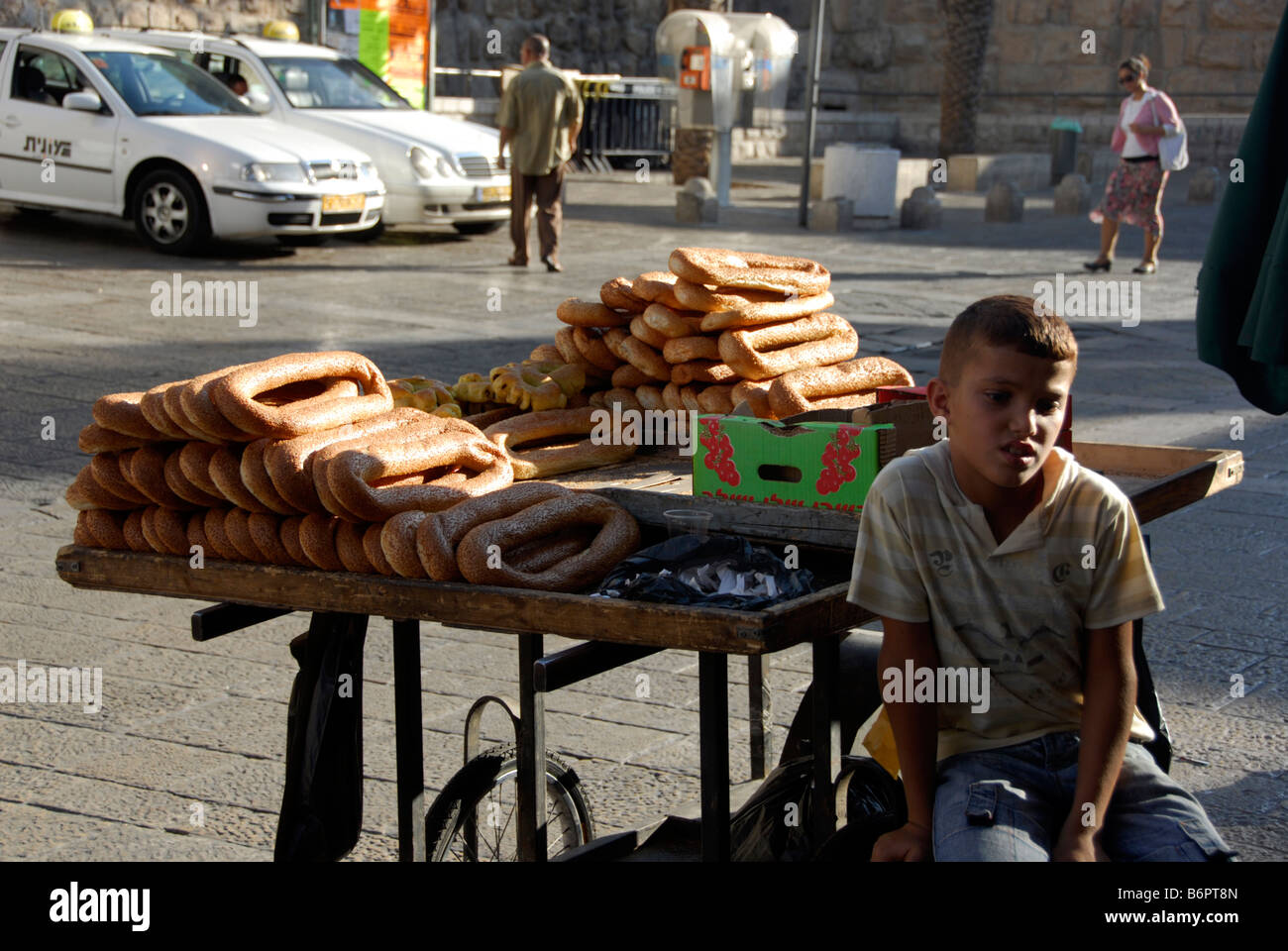 Views of Old City, Jerusalem, Israel - Bread seller Stock Photo - Alamy