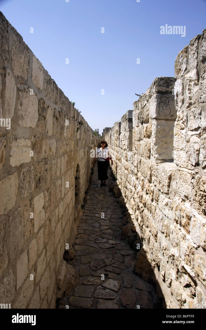 Old city ramparts jerusalem jerusalem hi-res stock photography and ...