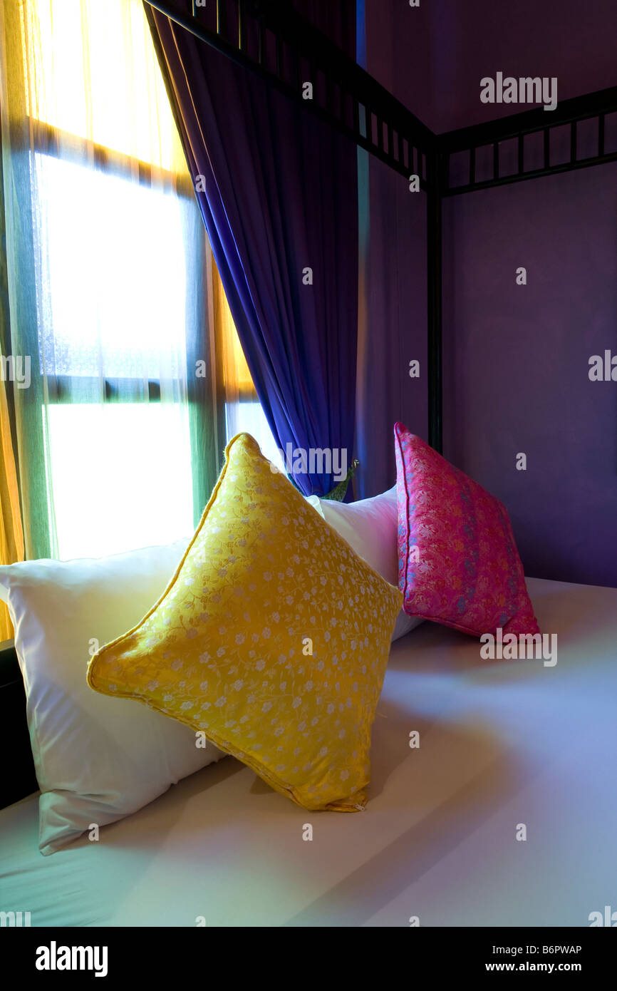 Hotel Shanghai inn Stock Photo - Alamy