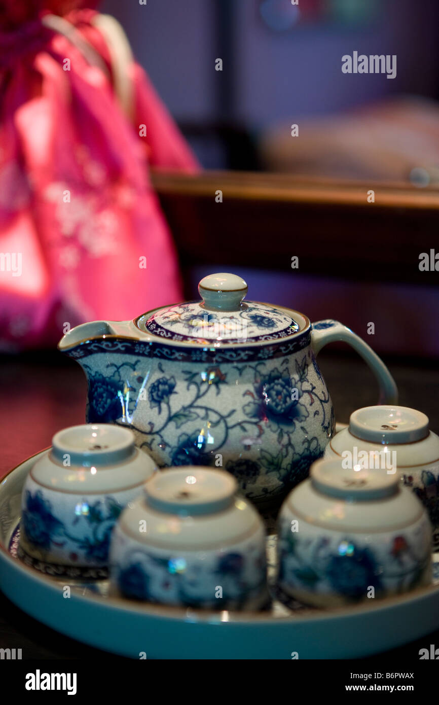 Hotel Shanghai inn Stock Photo - Alamy