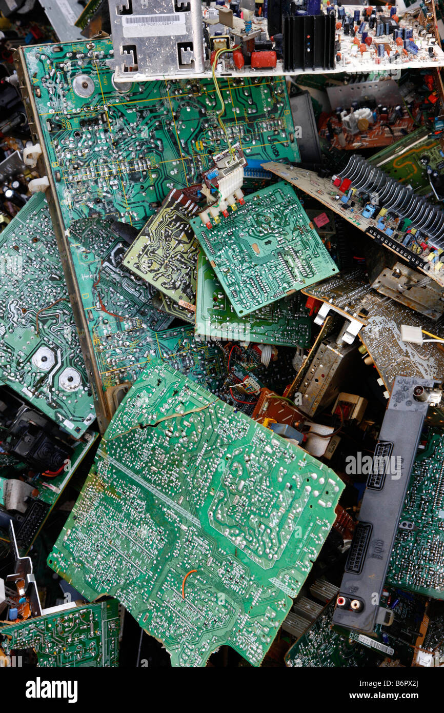 Electronic scrap, old used computer parts for recycling Stock Photo - Alamy