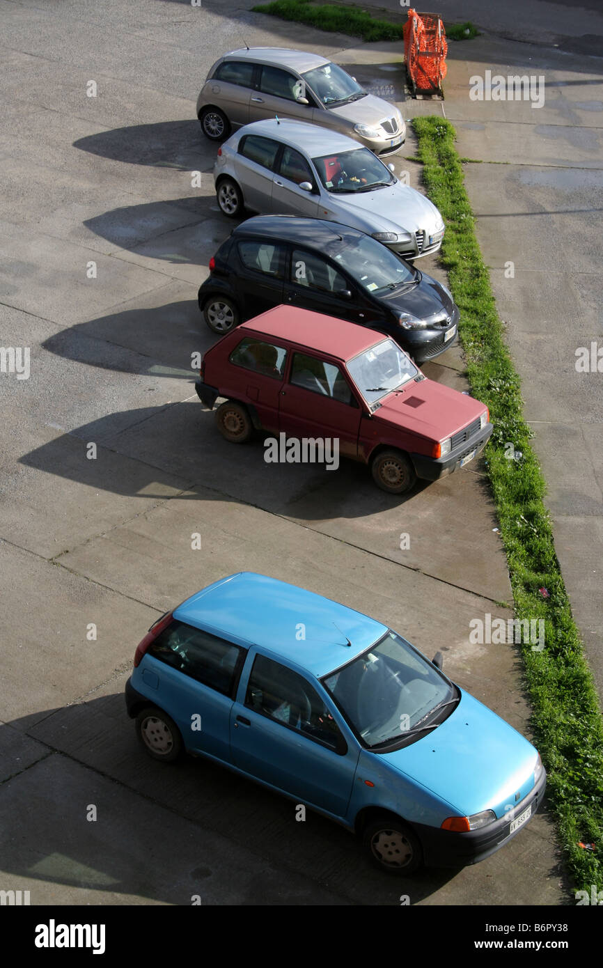 Outside block hi-res stock photography and images - Alamy
