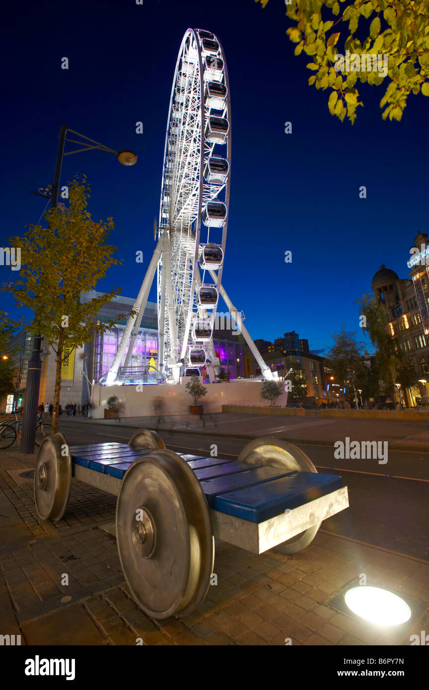 Manchester at night hi-res stock photography and images - Alamy